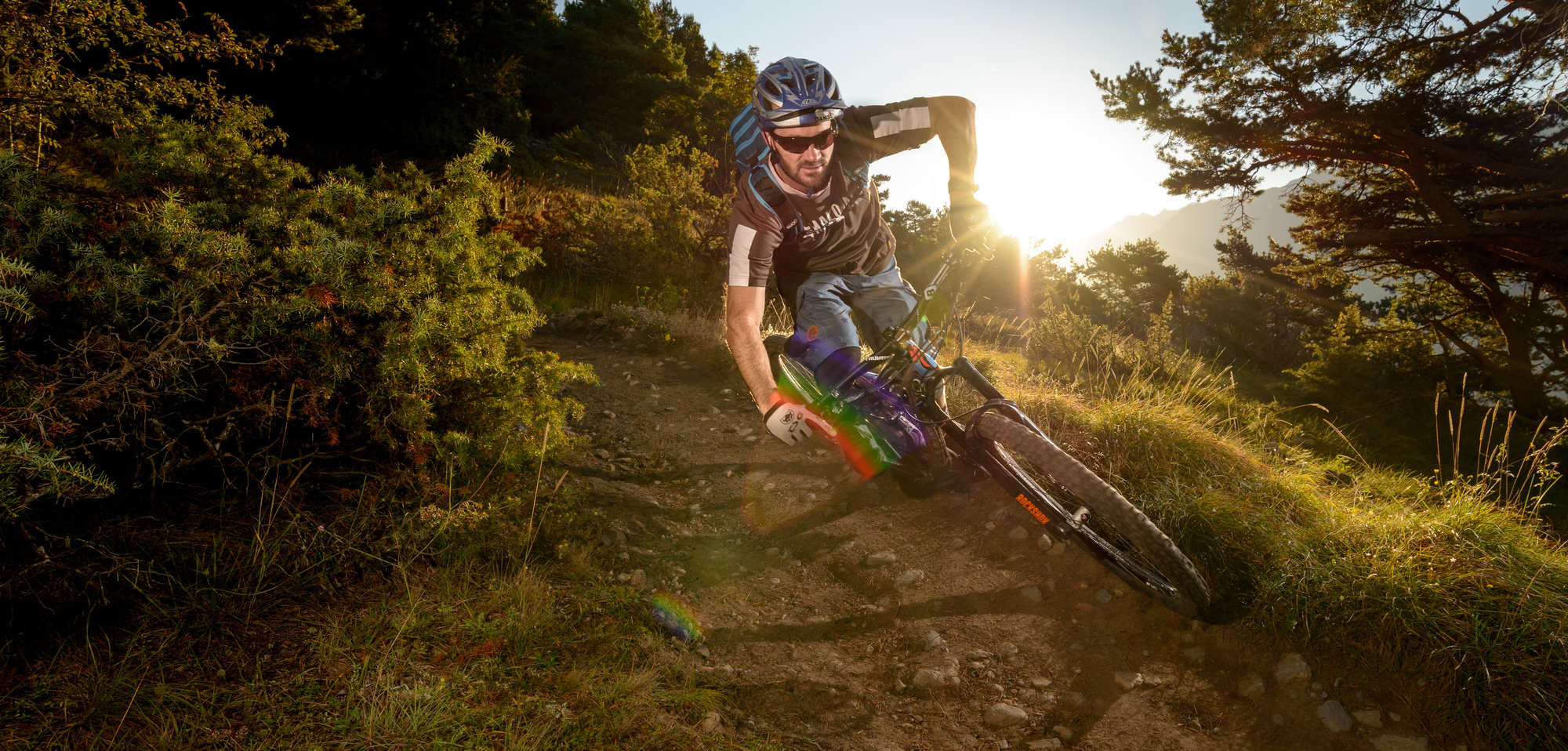 Sonnenberg Panorama- Trail Tour - Bike Hotel bei Meran - Hotel Tyrol ...