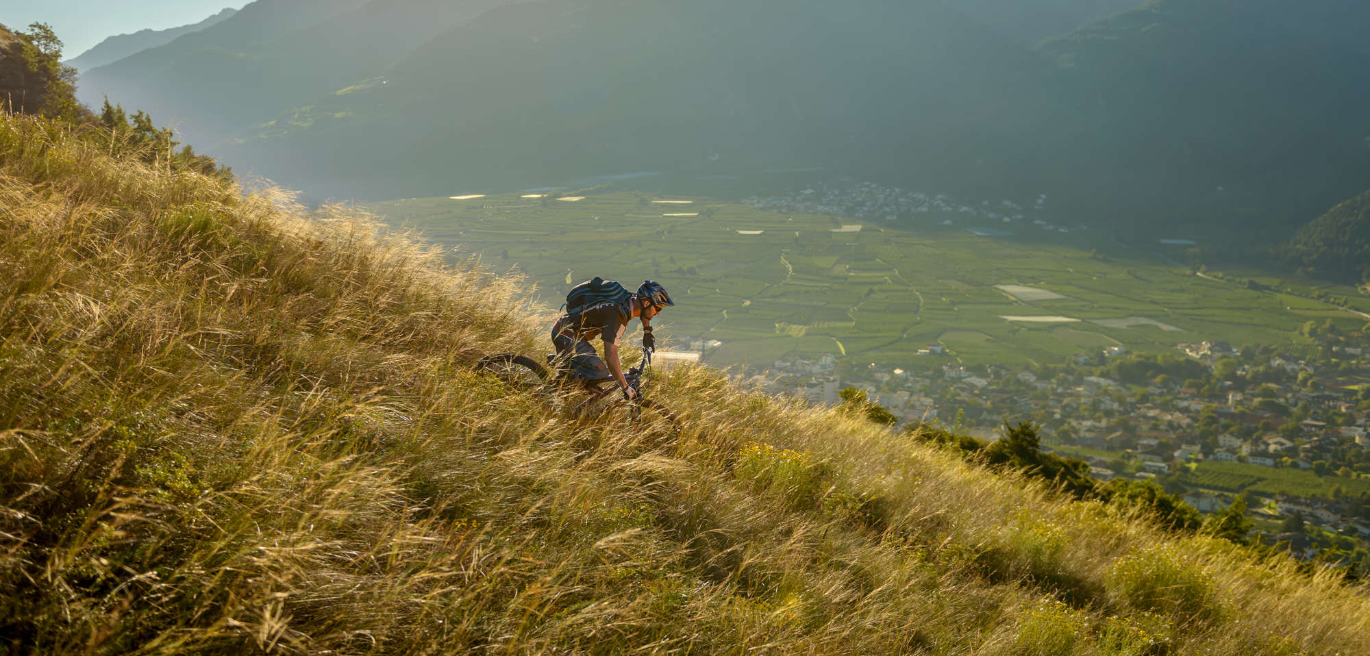Untervinschgauer Sonnenberg Tour mit E-MTB - Bike Hotel bei Meran ...